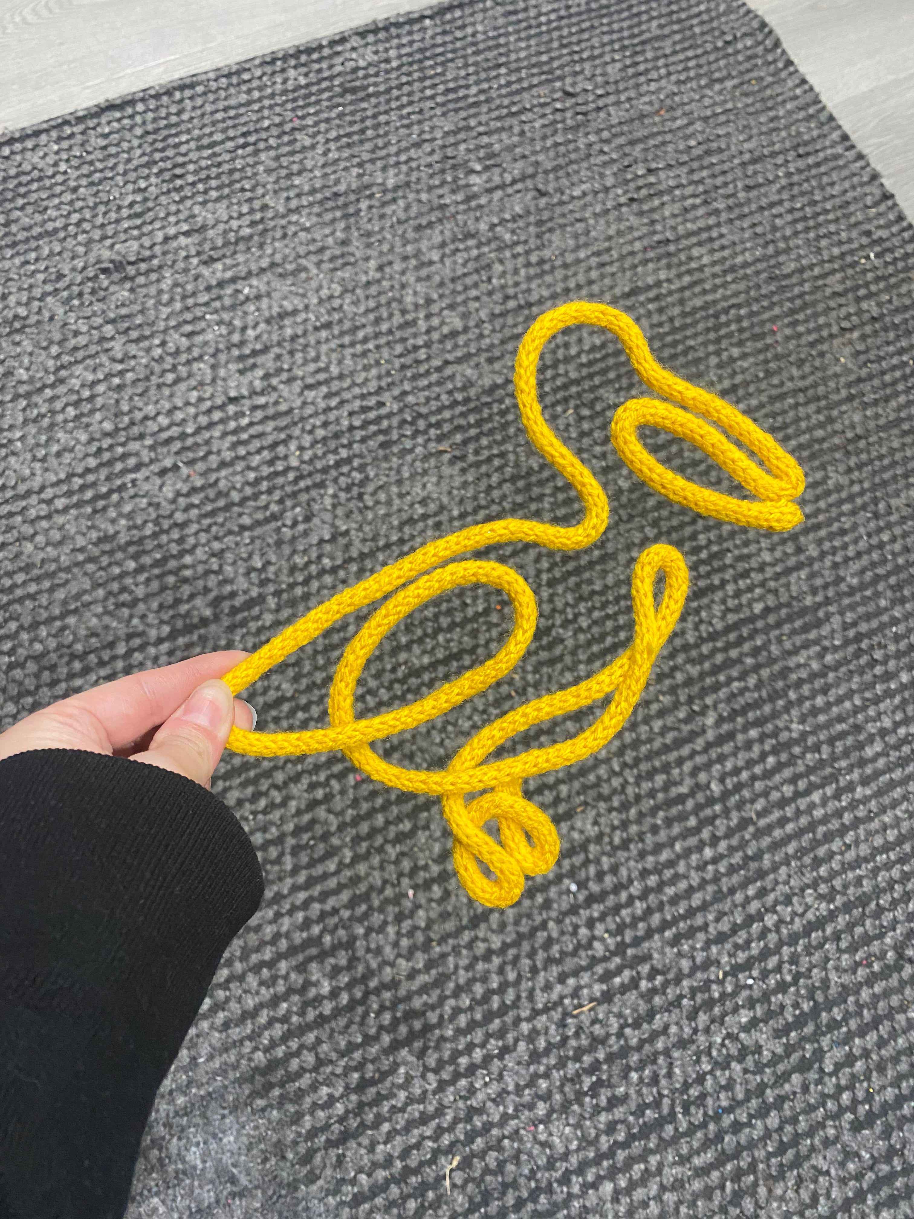 Knitted Pelican – Loops and Lace